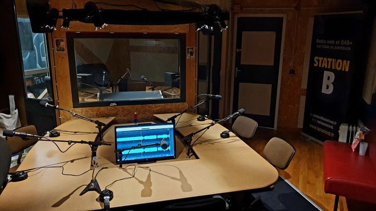 Radios Archive - Station B